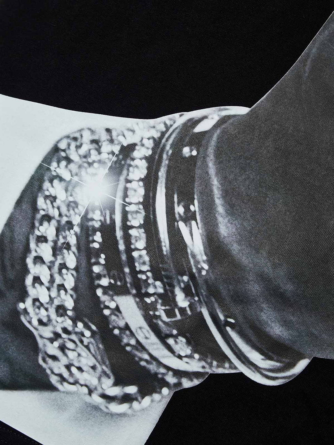 Wealthy Hand Black Print T-shirt – NOISSEY